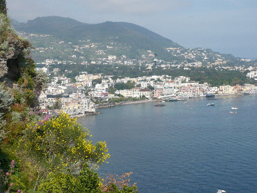 Foto di ISCHIA PONTE borgo dell'isola d'Ischia